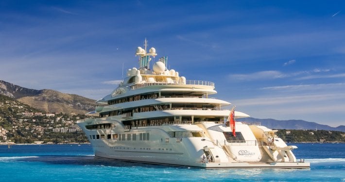 Inside Alisher Usmanov's $800,000,000 DILBAR Yacht | SuperYachtFan