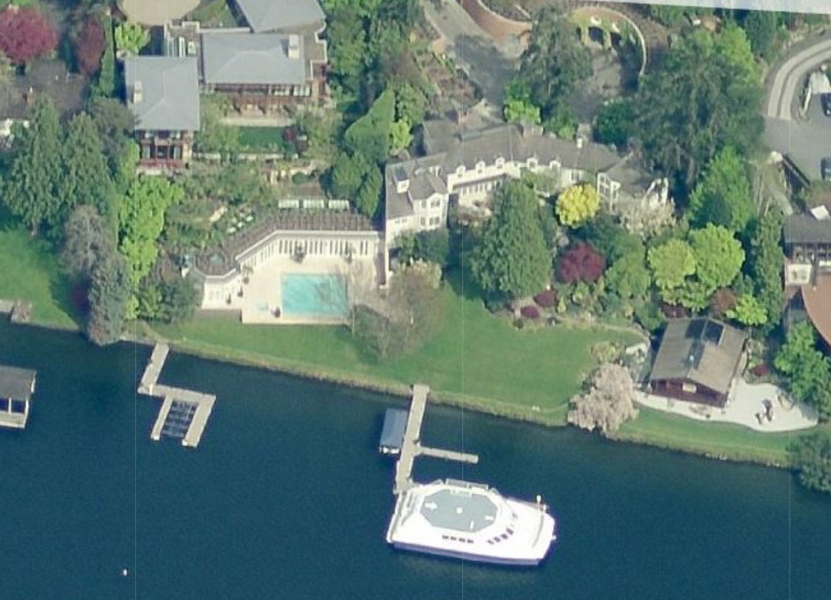 PAUL ALLEN (1953-2018) • Net Worth $20 billion • House • Yacht ...