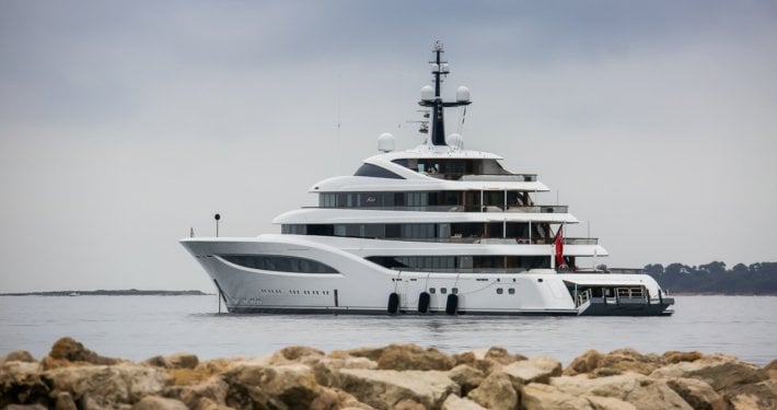 Inside Lawrence Stroll's $200,000,000 FAITH Yacht | SuperYachtFan