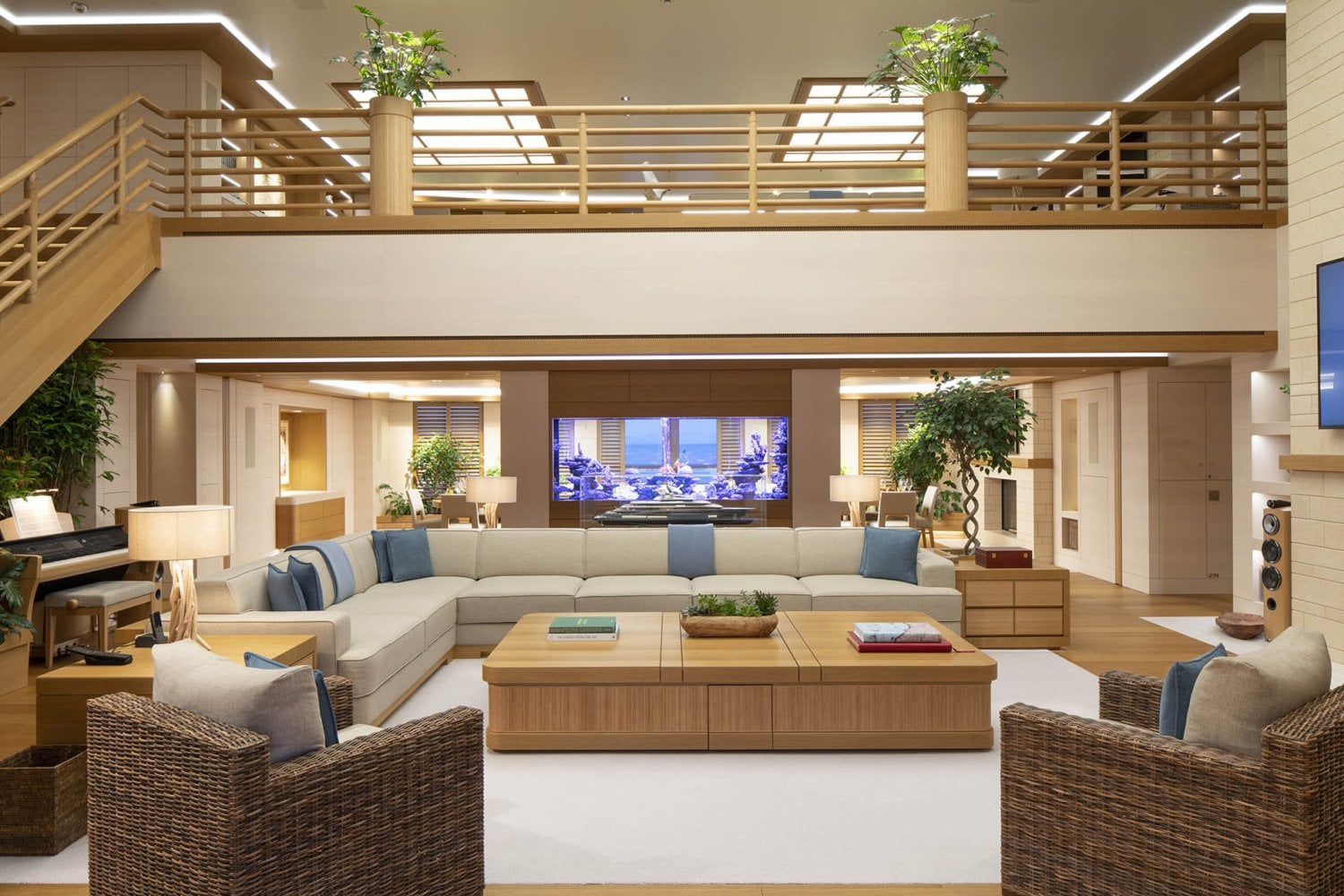 Intérieur FLYING FOX Yacht - Lurssen - 2019 - Valeur 400M$ - Jeff Bezos ...