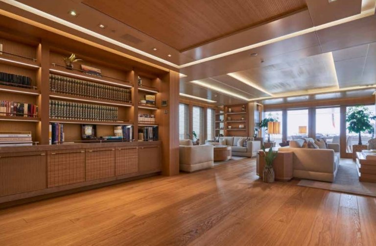 Intérieur FLYING FOX Yacht - Lurssen - 2019 - Valeur 400M$ - Jeff Bezos ...