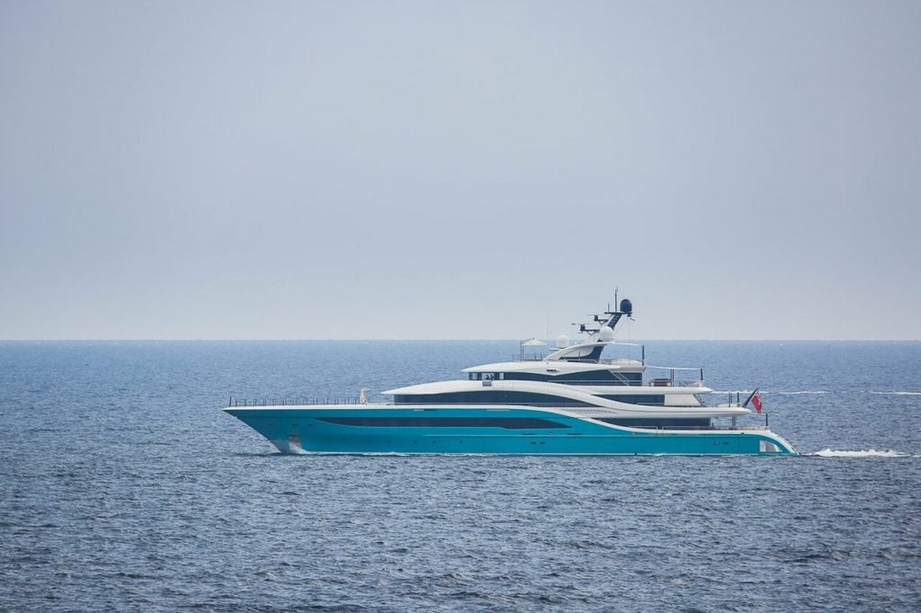 Go Yacht • Turquoise • 2018 • 77m • Photos & Video