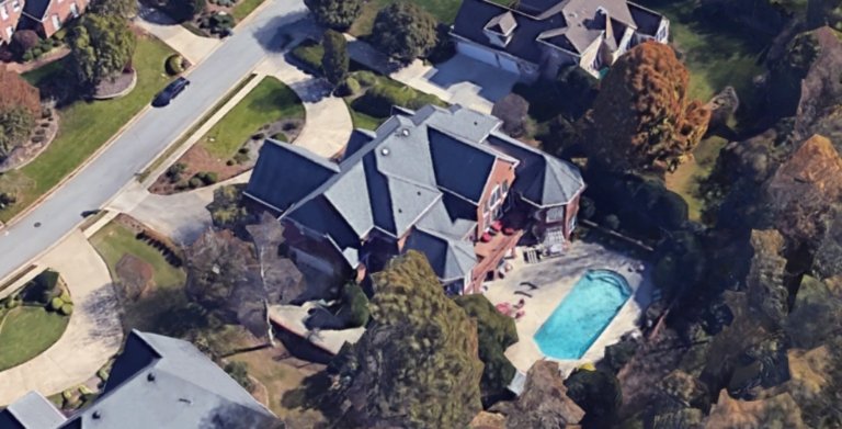 ROY CARROLL • Net Worth $1 billion • House • Yacht • Private Jet