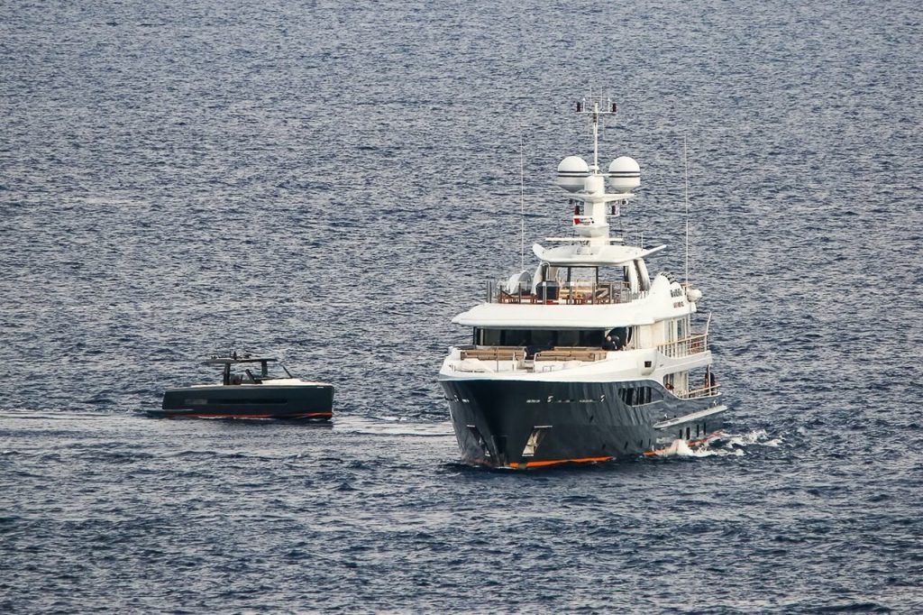 Yacht Gene Machine • Amels • 2013 • Photos & Video