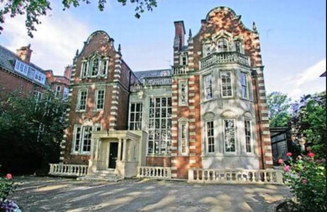 Noam Gottesman House