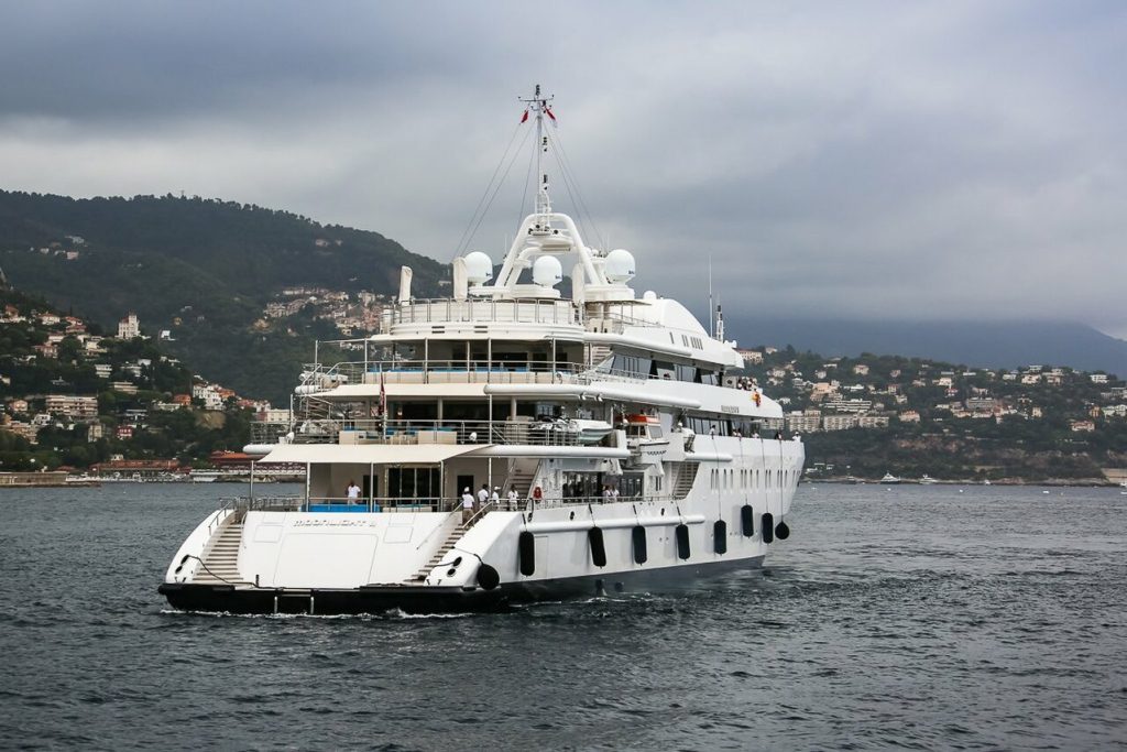 Yacht Moonlight II • Neorion Syros Shipyards • 2006 • Photos & Video