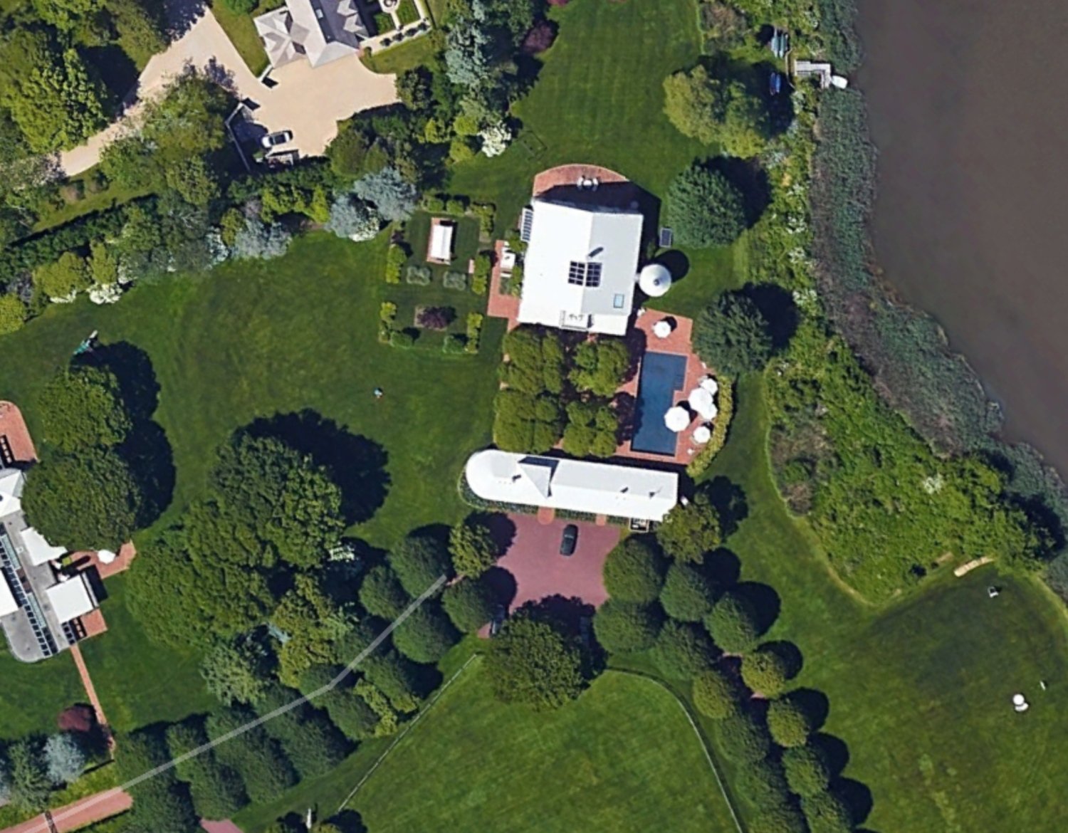 STEVEN SPIELBERG • Net Worth $4 Billion • House • Yacht • Private Jet