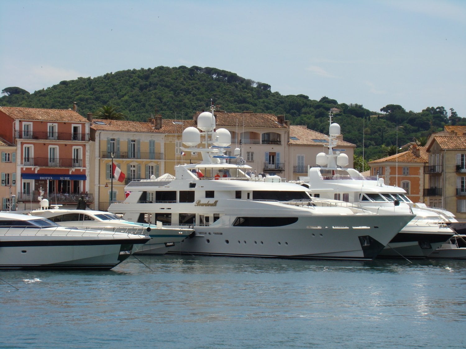 TILMAN FERTITTA • Owner of the Feadship Yacht Boardwalk