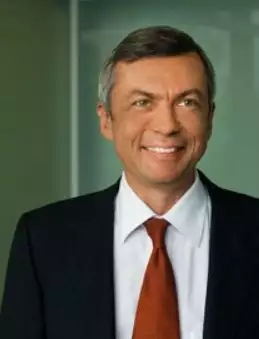 ALEXEI GOLUBOVICH • Net Worth $400 million • House • Private Jet