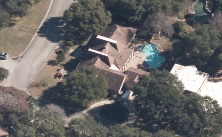 BRUCE GROSSMAN • Net Worth $1.5 Billion • House • Yacht • Private Jet