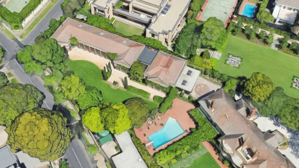 LINDSAY FOX • Net Worth $2 Billion • Yacht • House • Private Jet