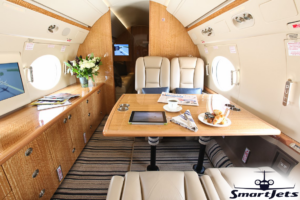 TONY BUCKINGHAM • Net Worth $700 million • House • Yacht • Private Jet