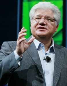 MIKE LAZARIDIS • Net Worth $800 million • House • Yacht • Private Jet