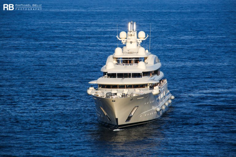 KING OF BAHRAIN • Net Worth $5 Billion • Owner of the Yacht Al Raya