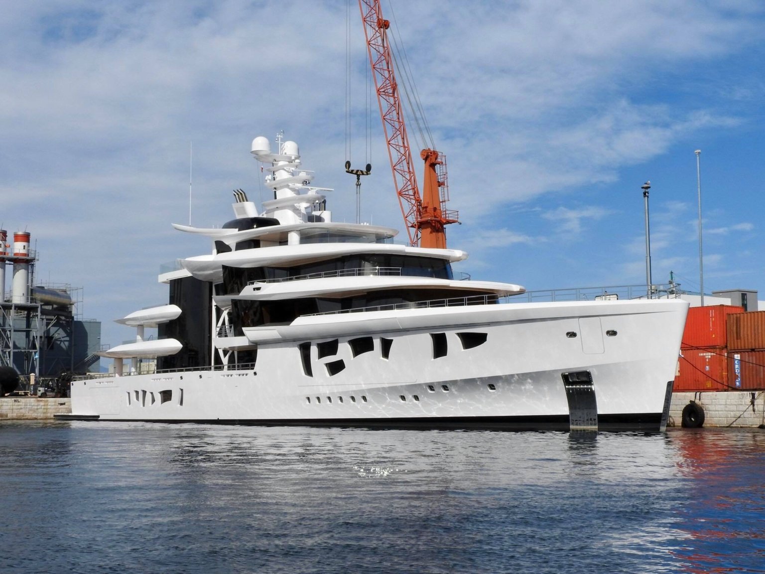 Inside ARTEFACT Yacht • Nobiskrug • 2020 • Value $150M • Owner Mike ...