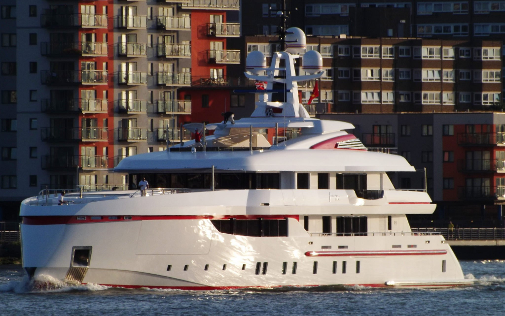 Inside FOREVER ONE Yacht • ISA Yachts • 2014 • Value $40M • Owner Bruce ...