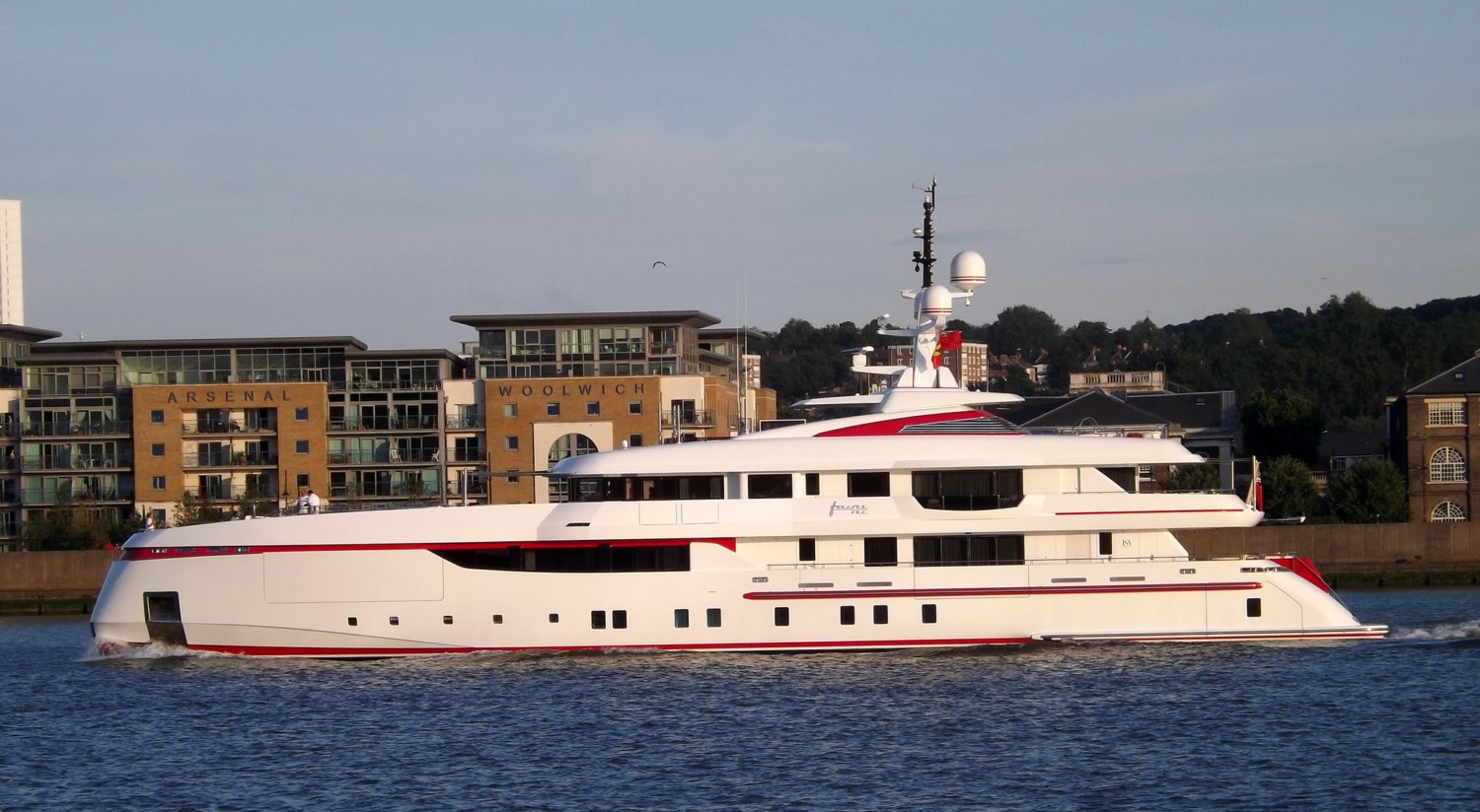 BRUCE GROSSMAN • Net Worth $1.5 Billion • House • Yacht • Private Jet