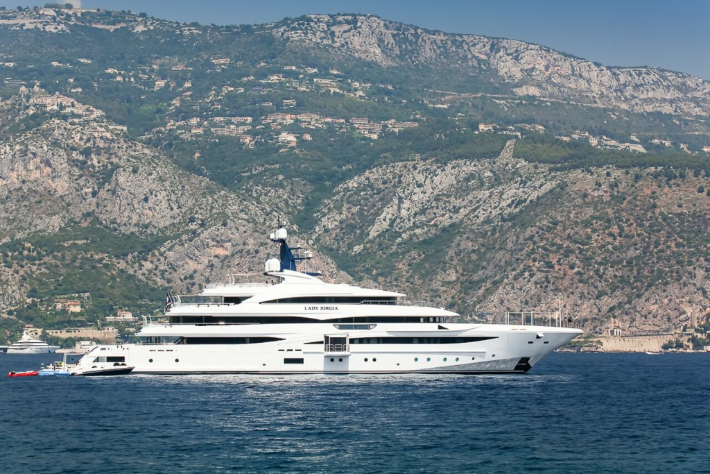 Yacht Lady Jorgia • CRN • 2017 • Photos & Video