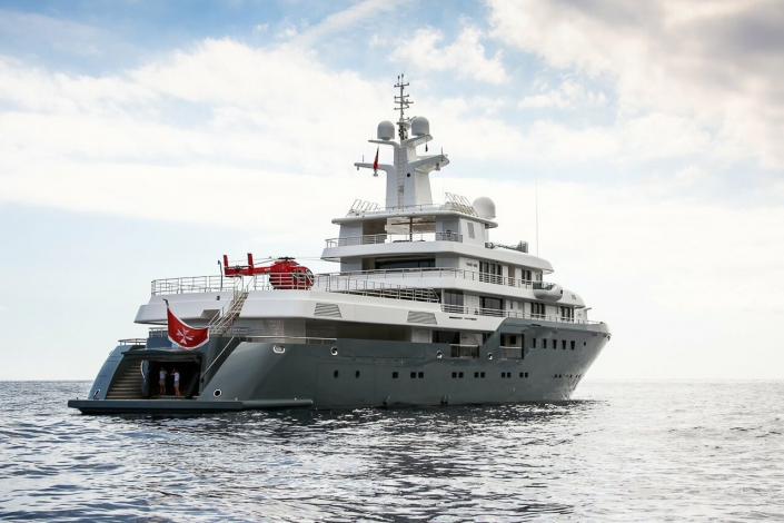 Inside PLANET NINE Yacht • Admiral • 2018 • Value $100M • Owner Nat ...