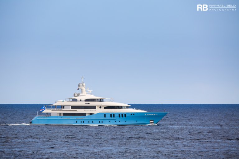 Inside SILVER SHALIS Yacht • Delta Marine • 2010 • Value $40M • Owner ...