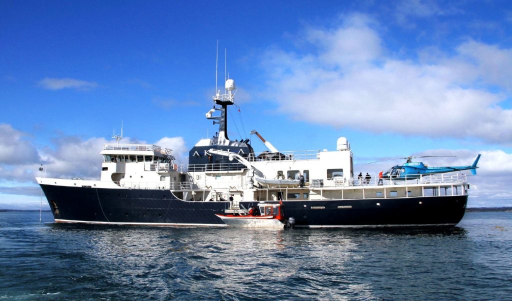 Yacht Omnia • Amels • 2008 • For Sale - For Charter
