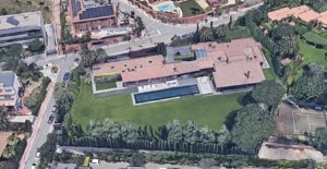 ISAK ANDIC • Net Worth $1.5 Billion • House • Yacht • Private Jet