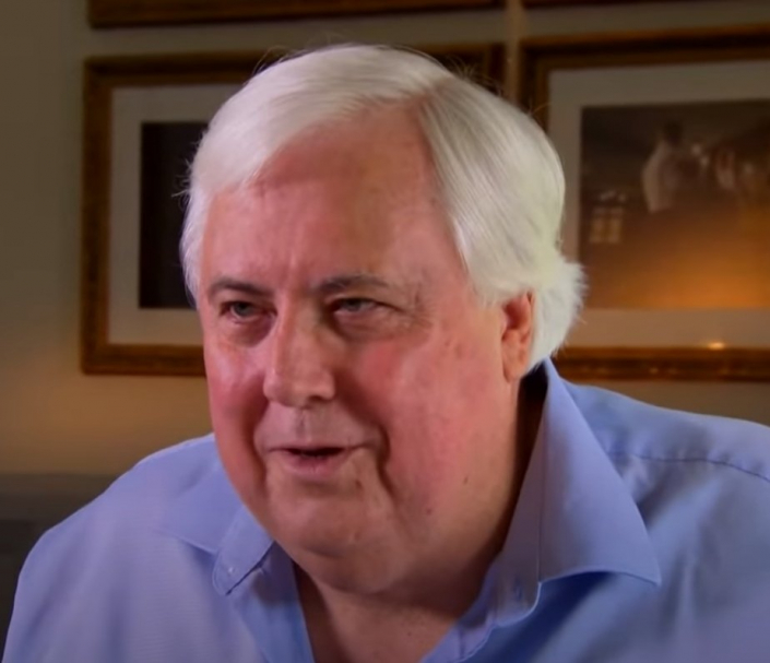 Who is Owner of the Yacht AUSTRALIA? Clive Palmer!