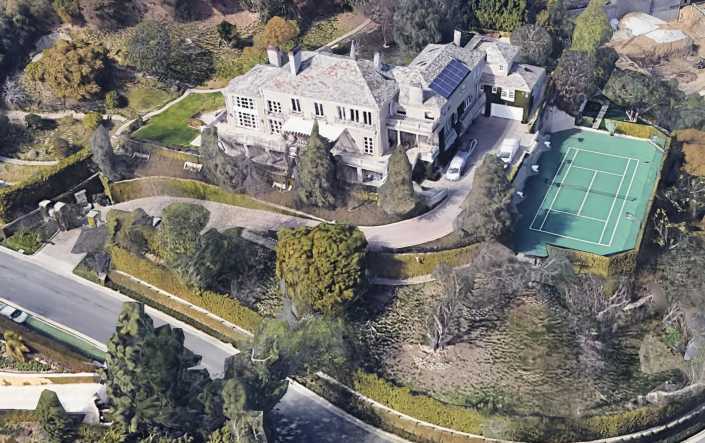 ELON MUSK • Net Worth $245 Billion • G650ER • Private Jet • N628TS • House