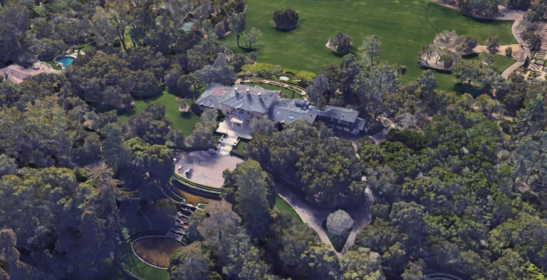 OPRAH WINFREY • Net Worth $2.6 Billion • Gulfstream G650 • Private Jet ...