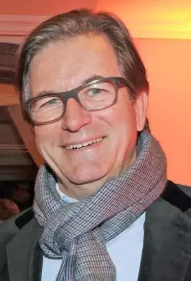 THOMAS HAFFA • $300 ਮਿਲੀਅਨ ਦੀ ਕੁੱਲ ਕੀਮਤ • ਘਰ • ਯਾਟ • ਪ੍ਰਾਈਵੇਟ ਜੈੱਟ