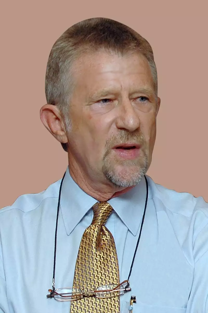 Dies ist ANTONY MARDEN: Der Schifffahrtsmagnat und sein Vermächtnis