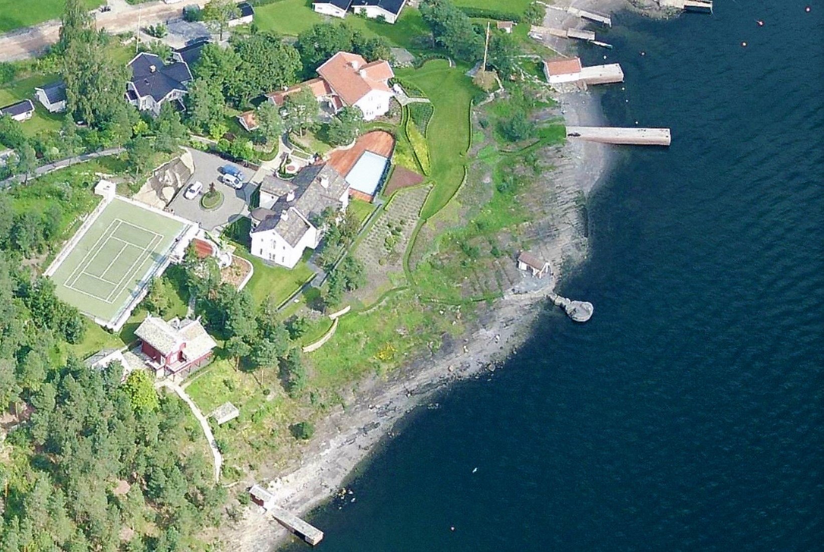 KJELL INGE ROKKE • Net Worth $5 billion • Yacht • House • Private Jet