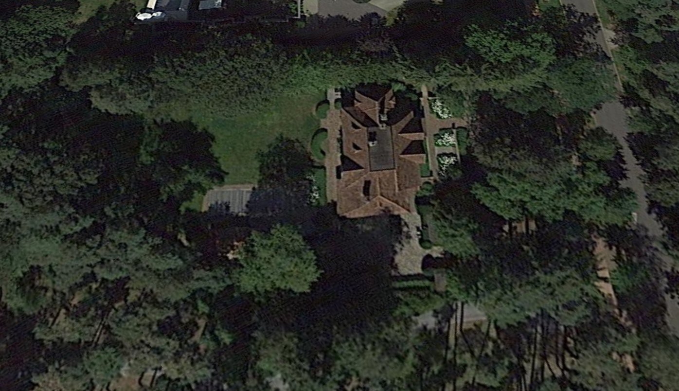 MARINUS BOERS - Net Worth $100 million - Owner of the Yacht Alumercia