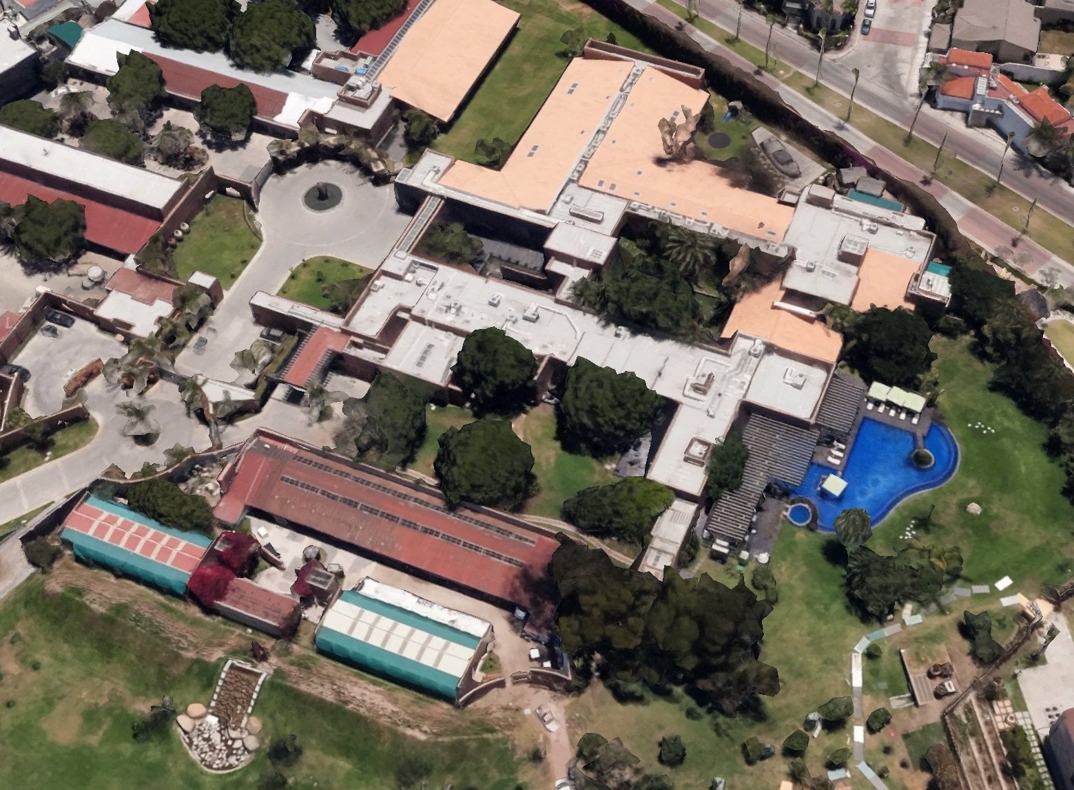 Carlos Hank Rhon: The Mexican Tycoon Behind Grupo Financiero ...