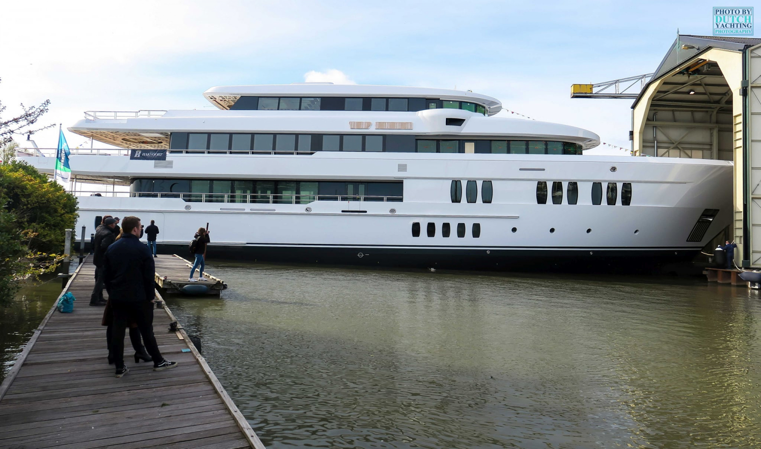 Inside TOP FIVE II Yacht • Hakvoort • 2021 • Value $75M • Owner Terry ...