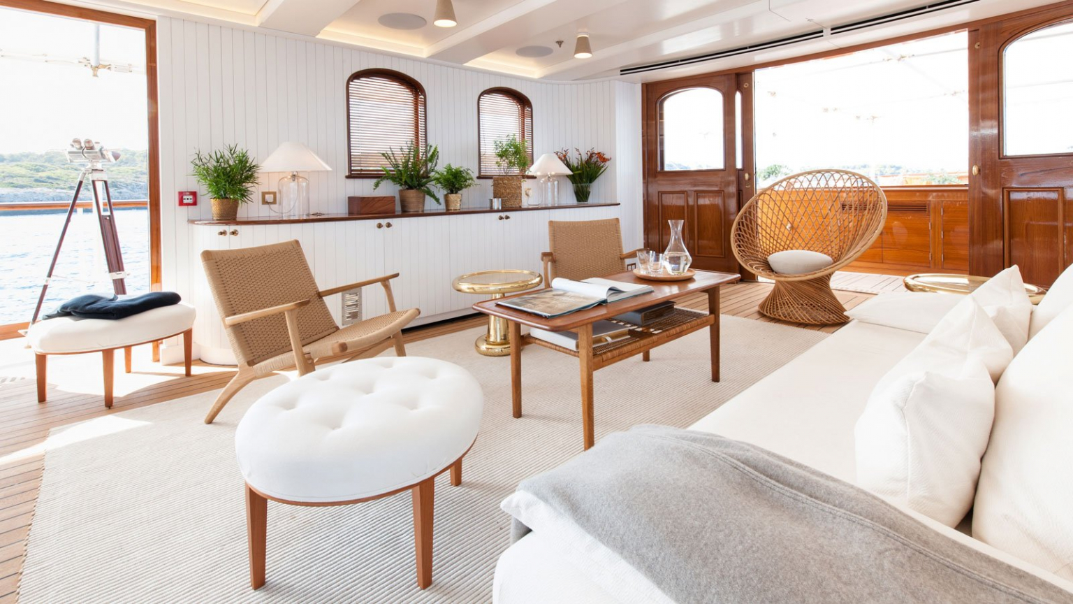 Inside SHEMARA Yacht • Vosper Thornycroft • 1938 • Value $20,000,000 ...