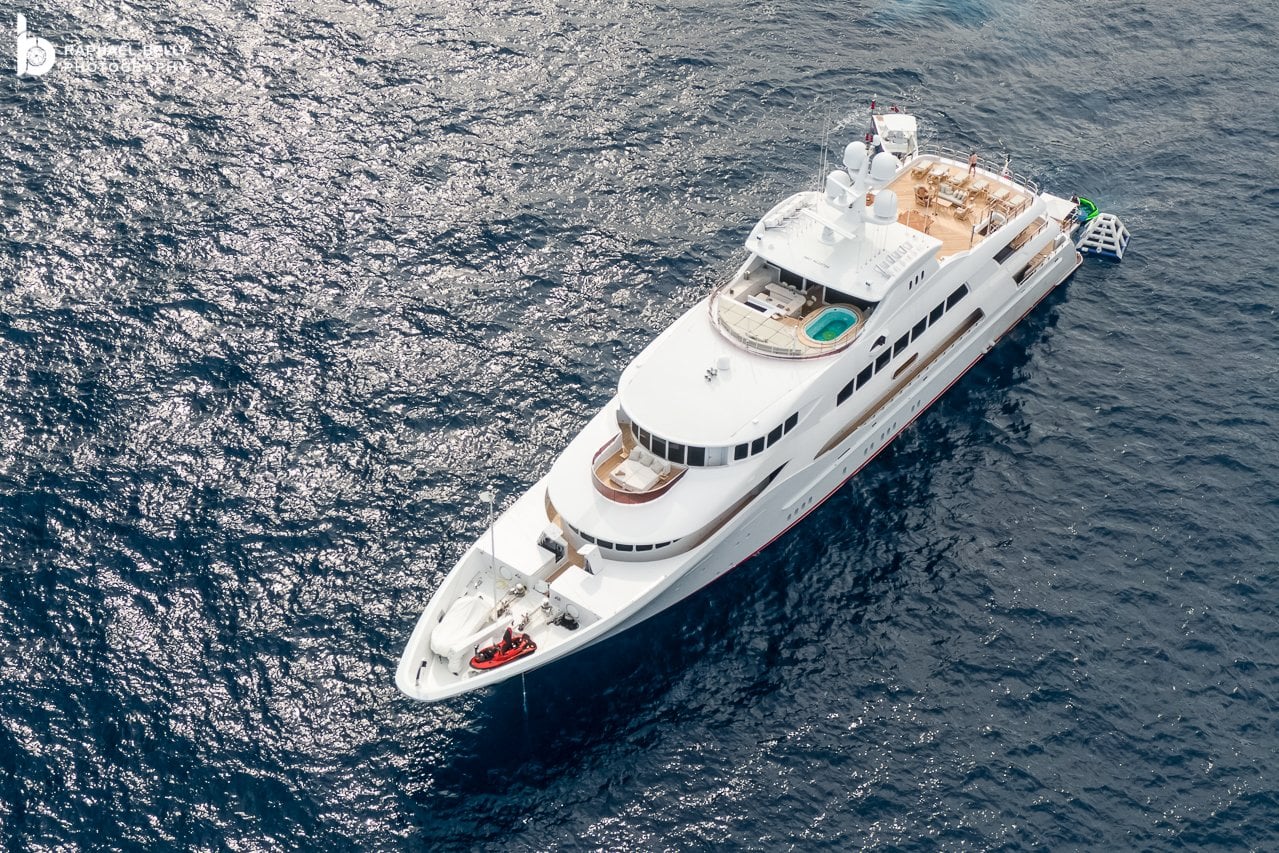 TERRY TAYLOR: A Pioneering Figure in the U.S Automotive Industry • Net ...