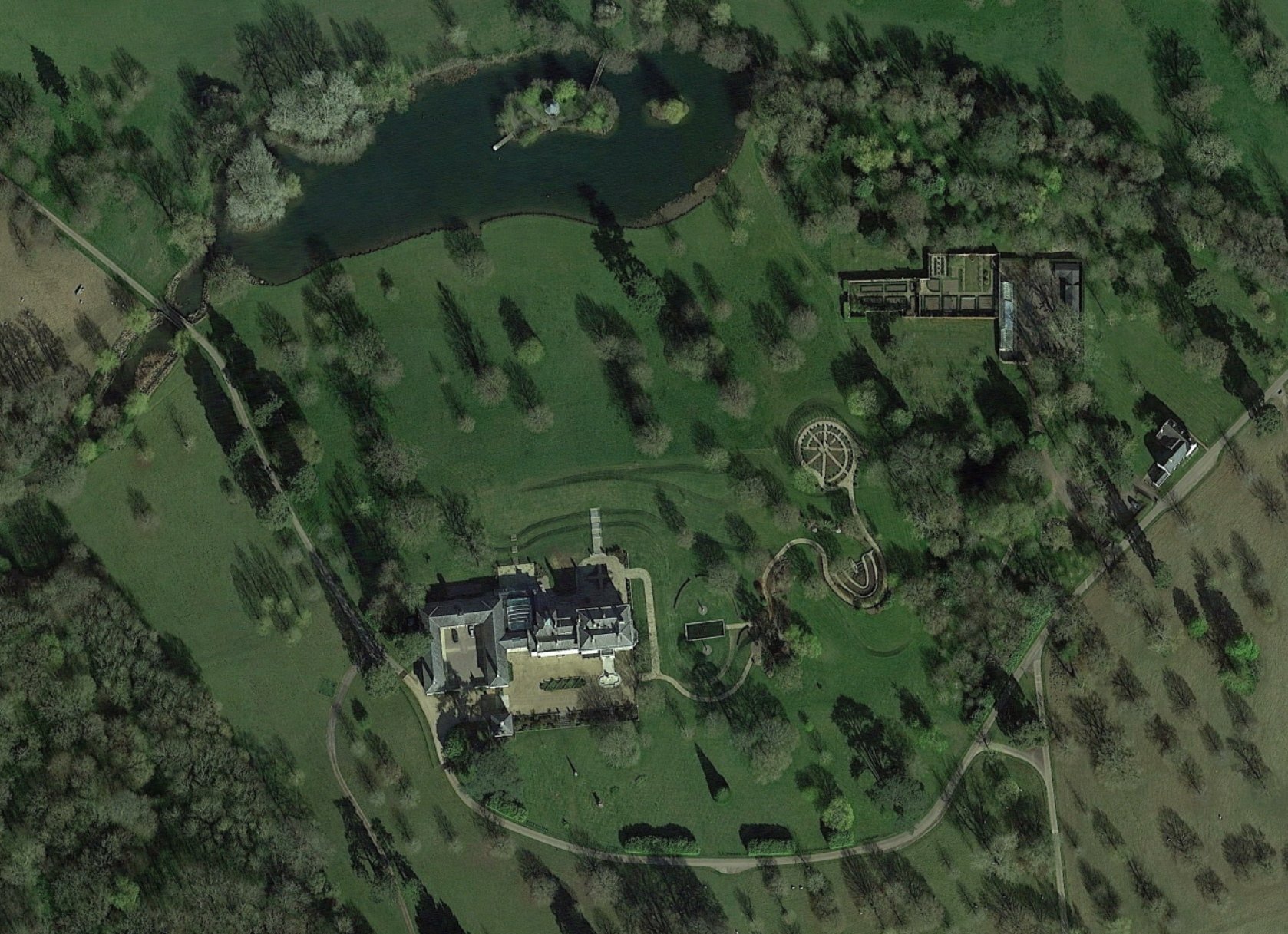 Diving Into the Life of Steven Lamprell: Offshore Oil Mogul and ...