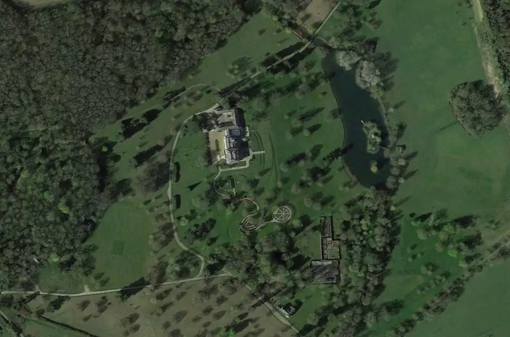 STEVEN LAMPRELL: The Offshore Oil Mogul and Superyacht Owner