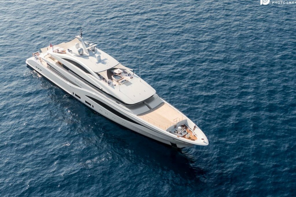Yacht Arrow • Feadship • 2020 • Photos & Video