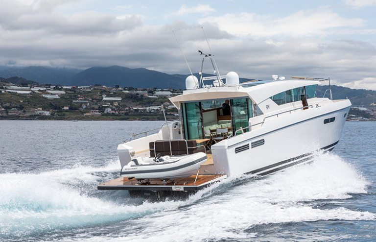 ROGER SAMUELSSON • Net Worth $1 billion • House • Yacht • Private Jet • SHL