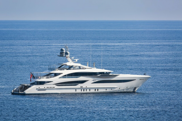 Inside GALVAS Yacht • Heesen Yachts • 2019 • Value $45,000,000 • Owner ...