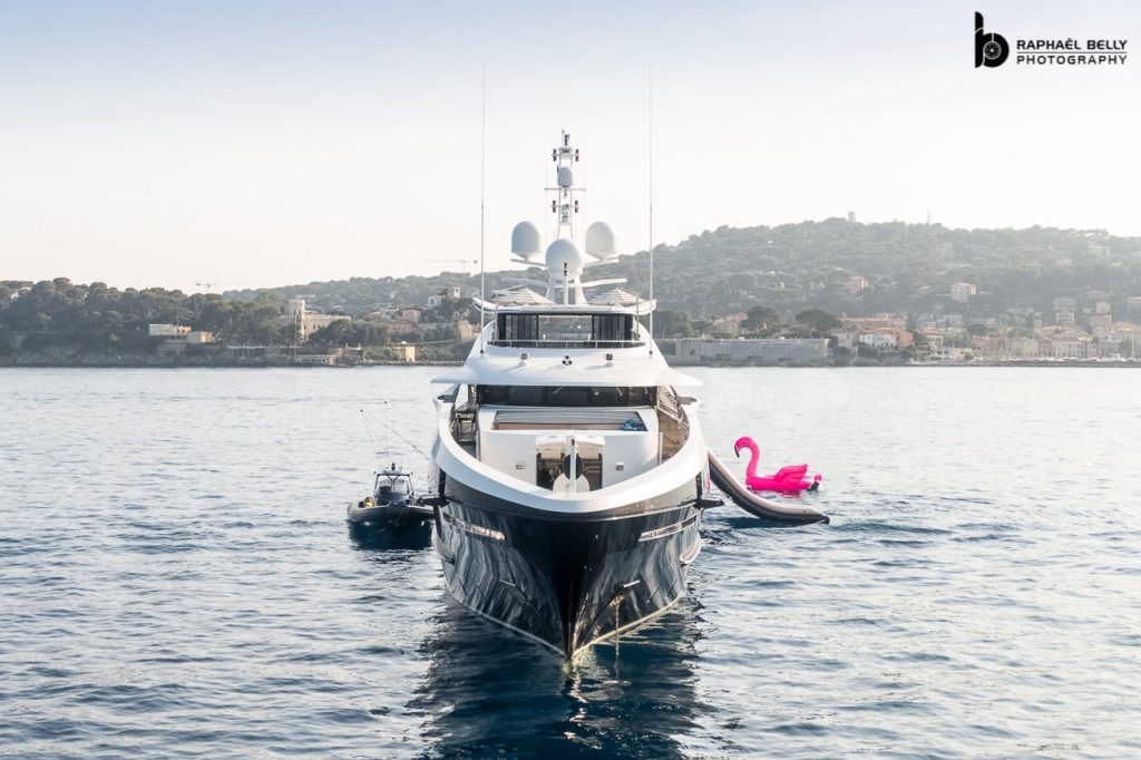Who is the Owner of the Yacht JULIA?