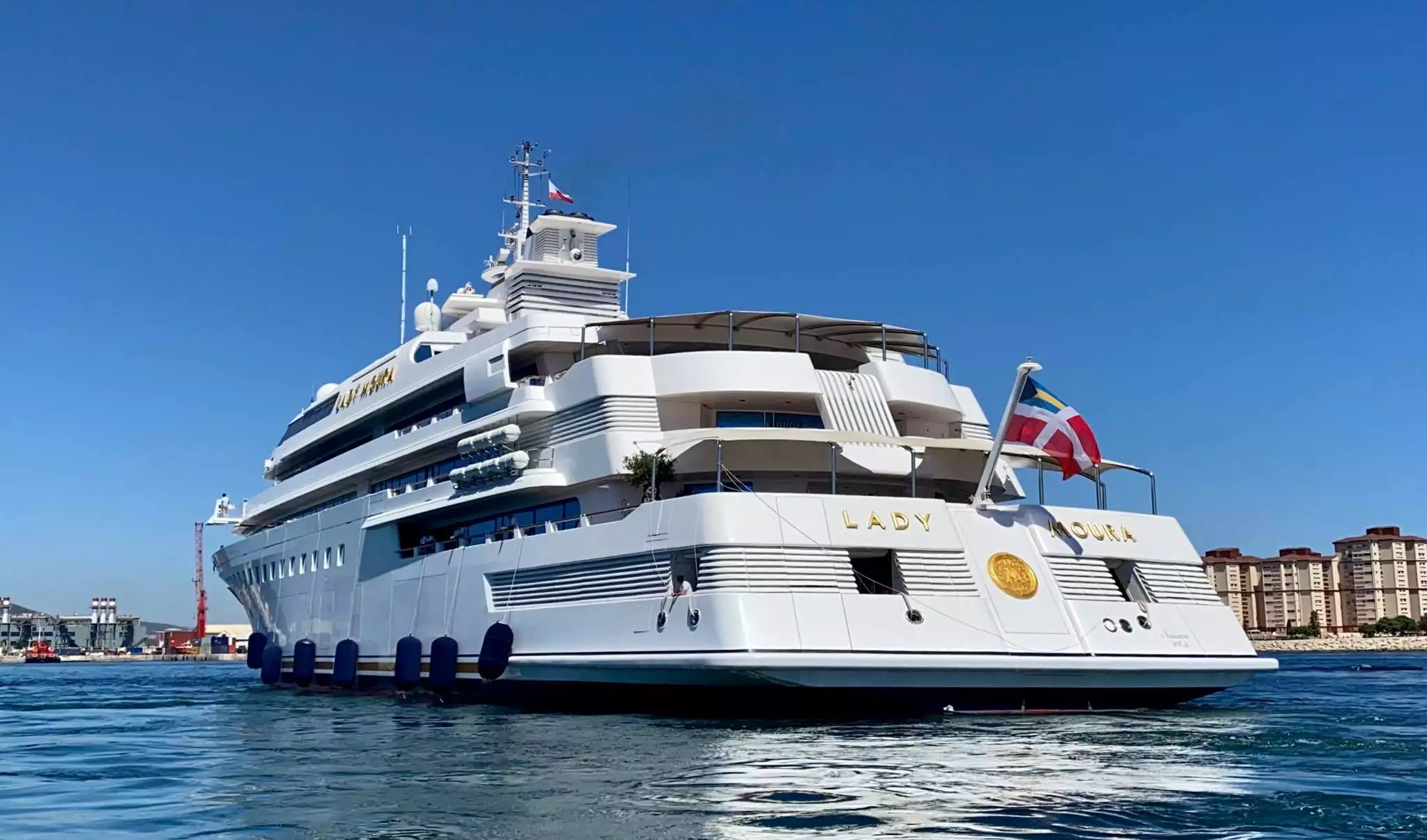 LADY MOURA Yacht • Ricardo Salinas Pliego $125M Superyacht