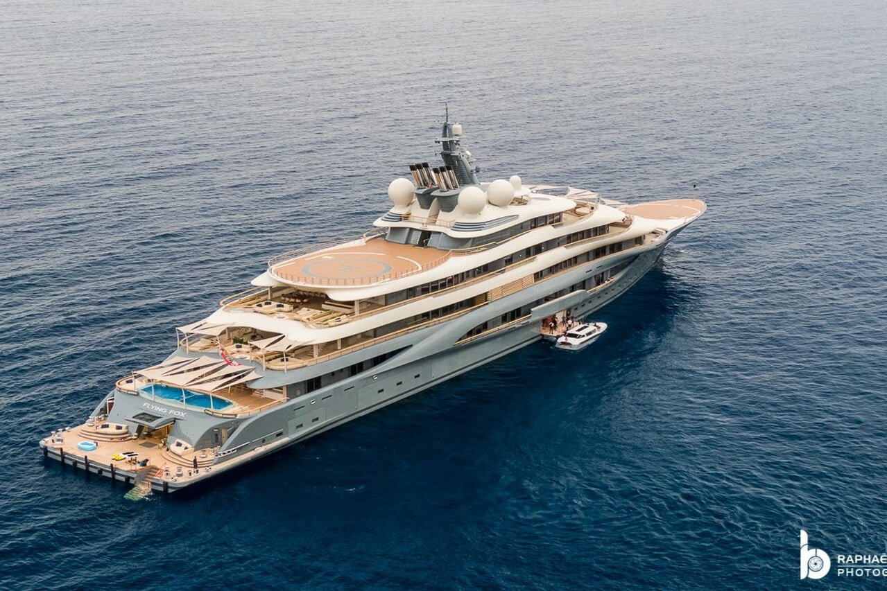 Yacht Flying Fox • Lurssen • 2019 • 136m • Photos & Video