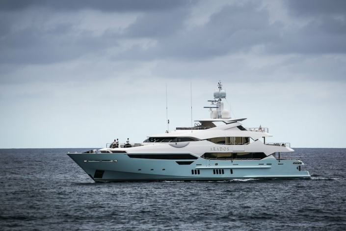 Inside ARADOS Yacht • Sunseeker • 2014 • Value $25,000,000 • Owner US ...