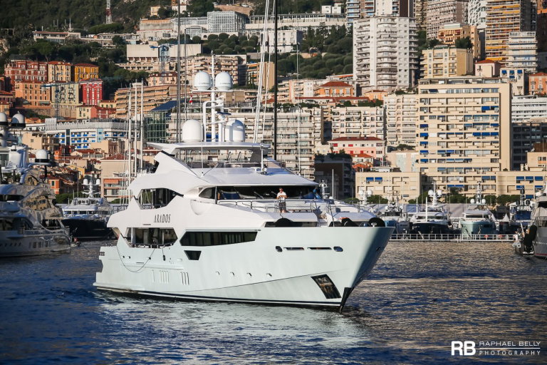 Inside ARADOS Yacht • Sunseeker • 2014 • Value $25,000,000 • Owner US ...