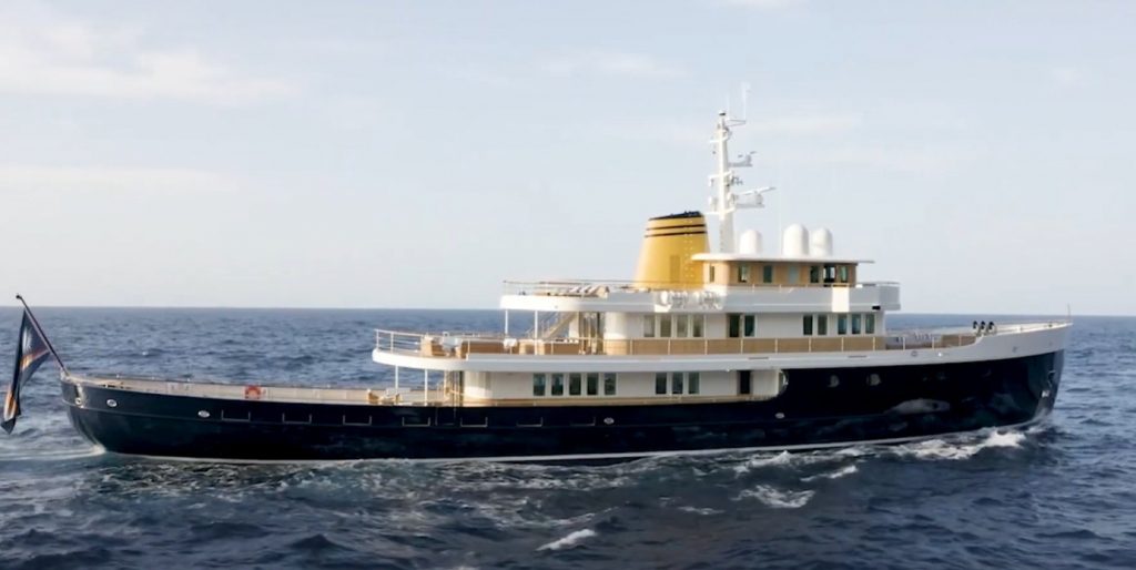 Yacht Blue II • Turquoise • 2020 • Photos & Video