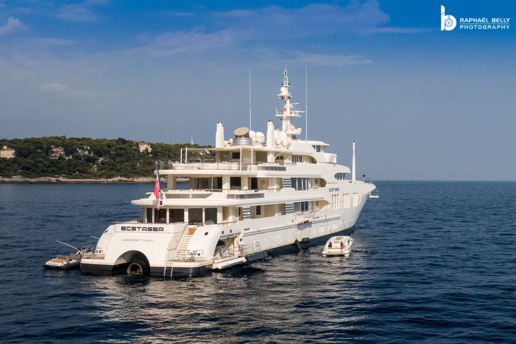 Yacht ECSTASEA • Superyacht Alshair Fiyaz $120M