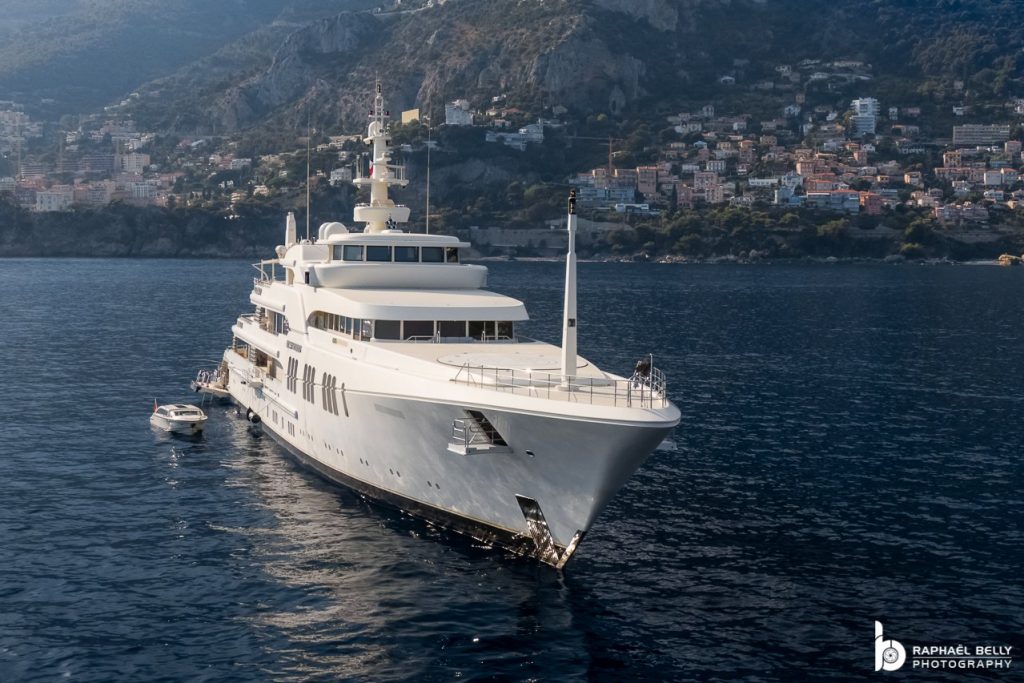 Yacht Ecstasea • Feadship • 2004 • Photos & Video